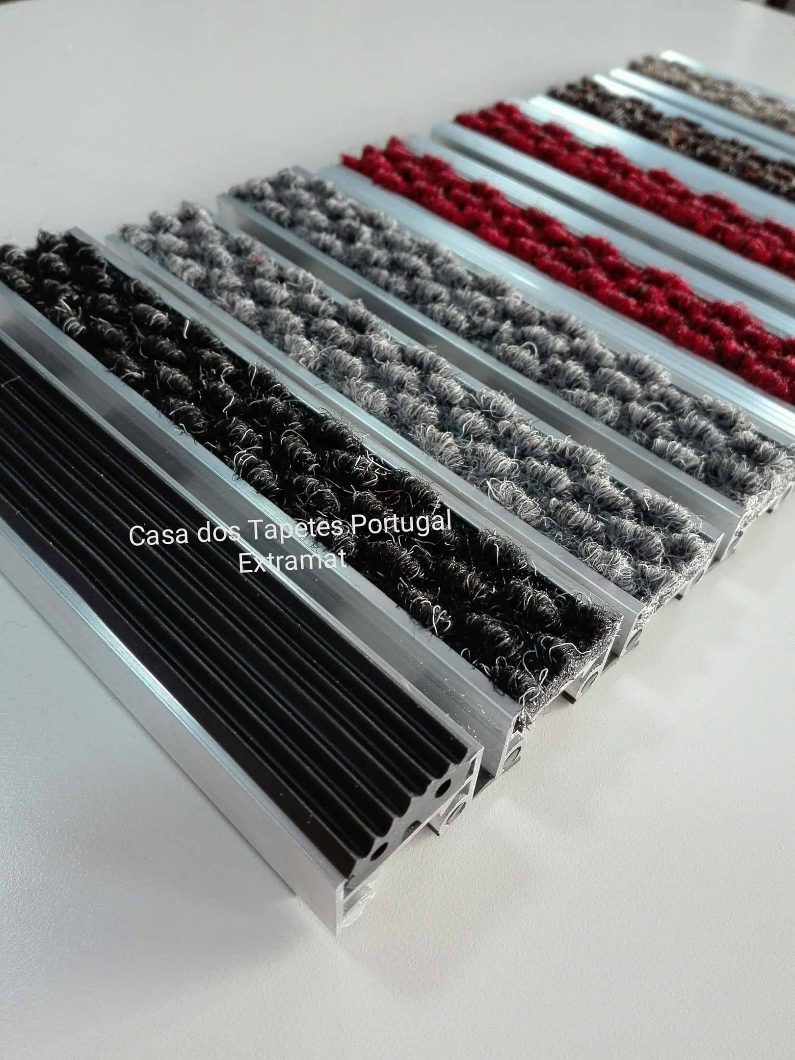 Tapetes de alumínio